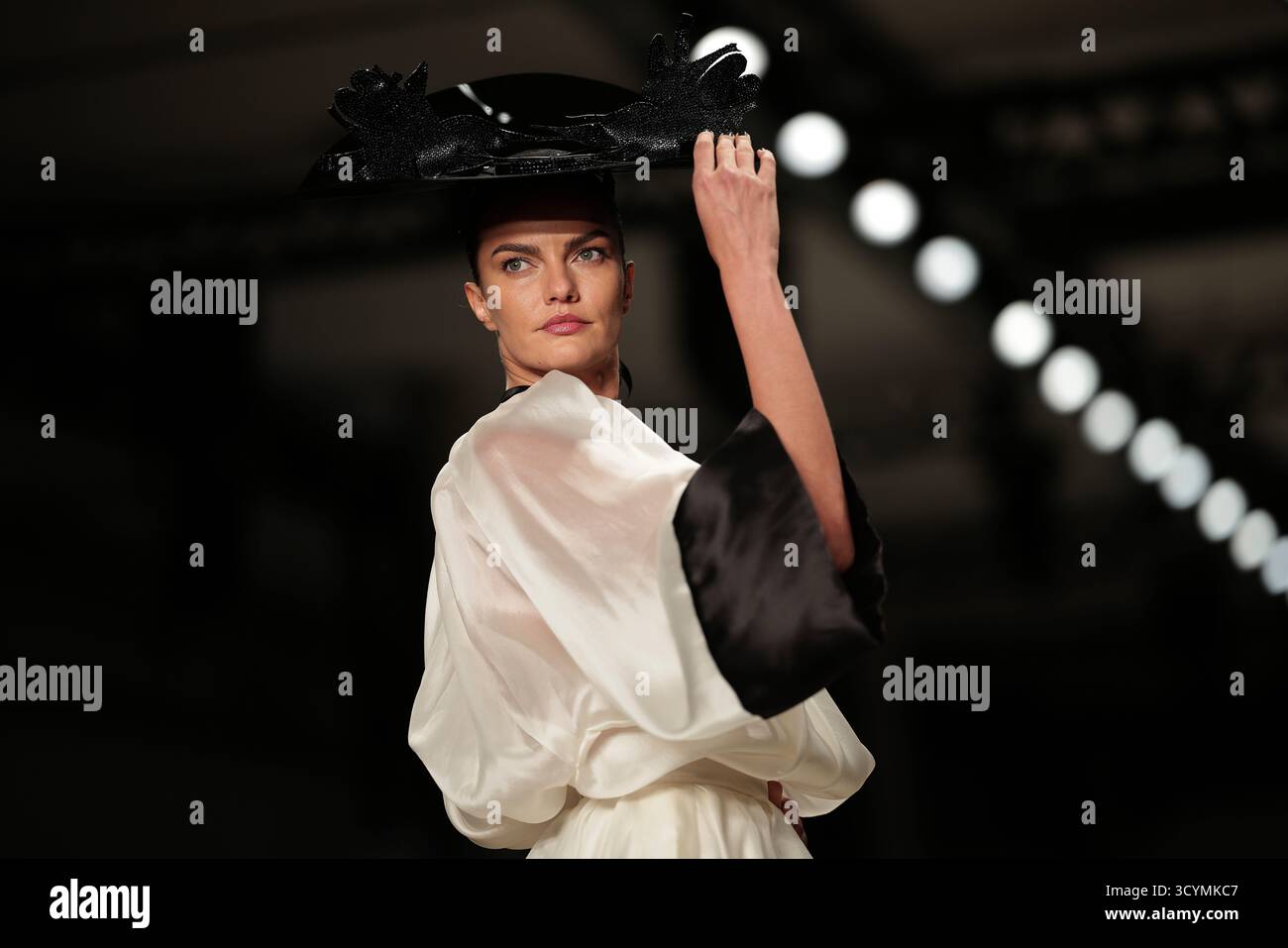 A model wears creation from the Davi Ramos collection during the Sao ...