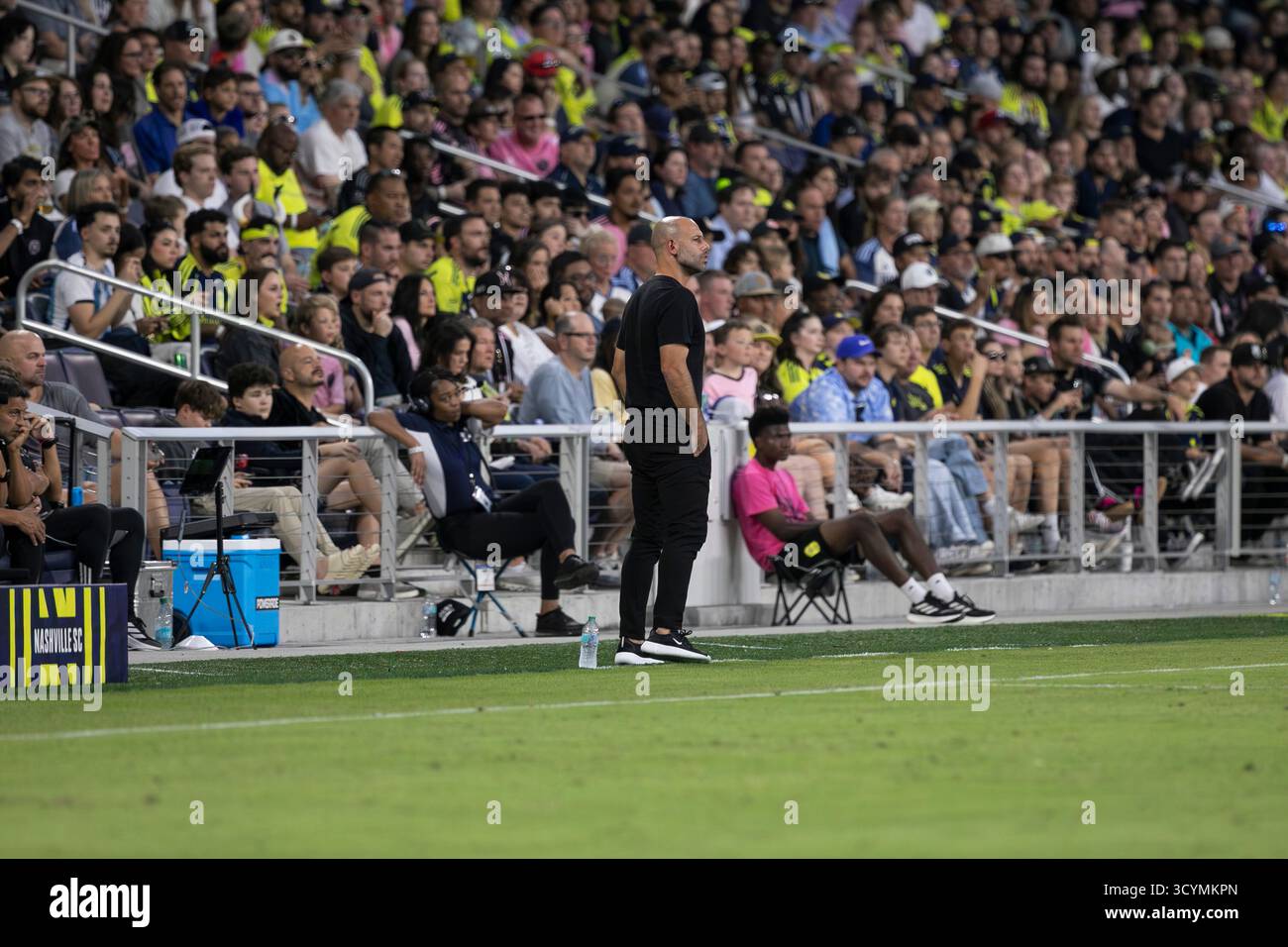 Inter Miami CF head coach Javier Mascherano looks on during the first ...