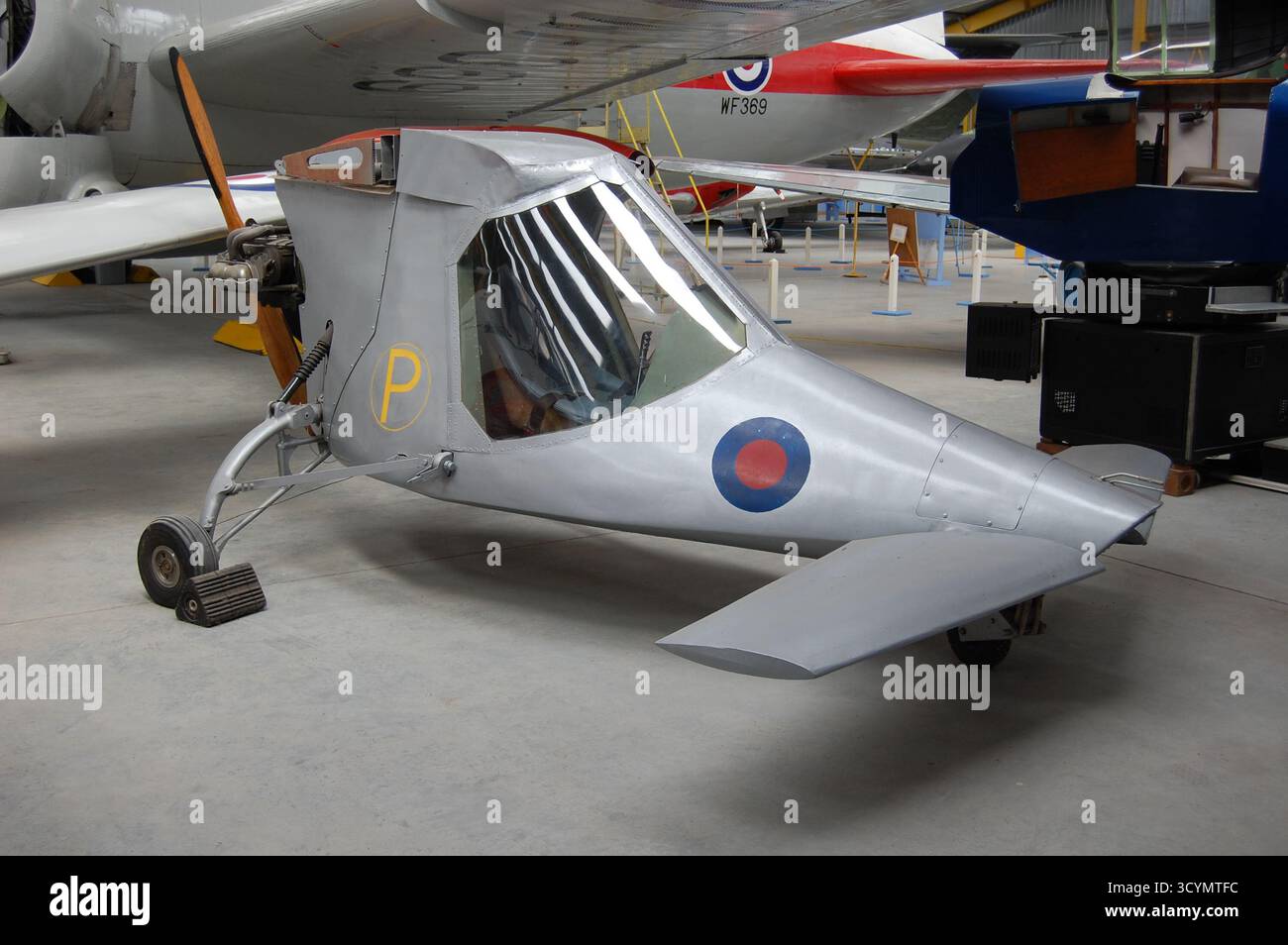 15000 ft ceiling hi-res stock photography and images - Alamy