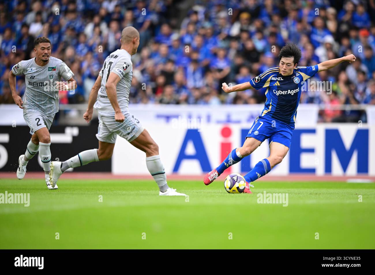 Yuki Soma (Zelvia), OCTOBER 18, 2025 - Football / Soccer : 2025 J1 ...