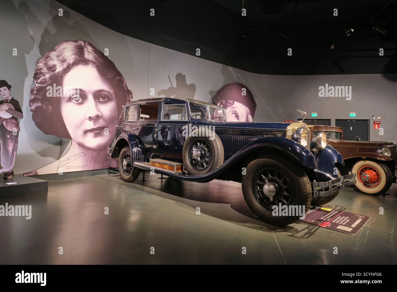 Huge expensive rich car hi-res stock photography and images - Alamy
