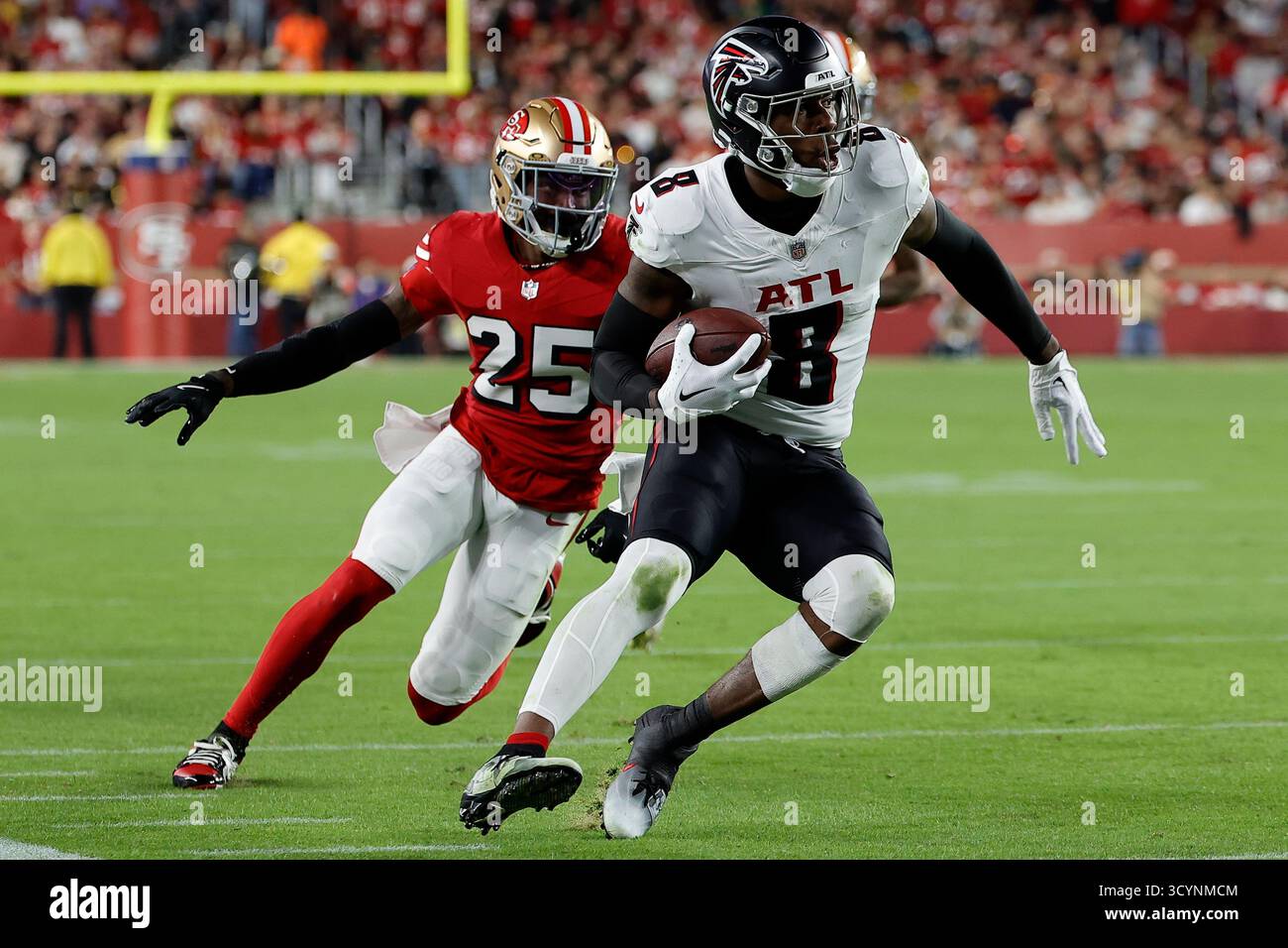 Atlanta Falcons tight end Kyle Pitts (8) runs against San Francisco ...