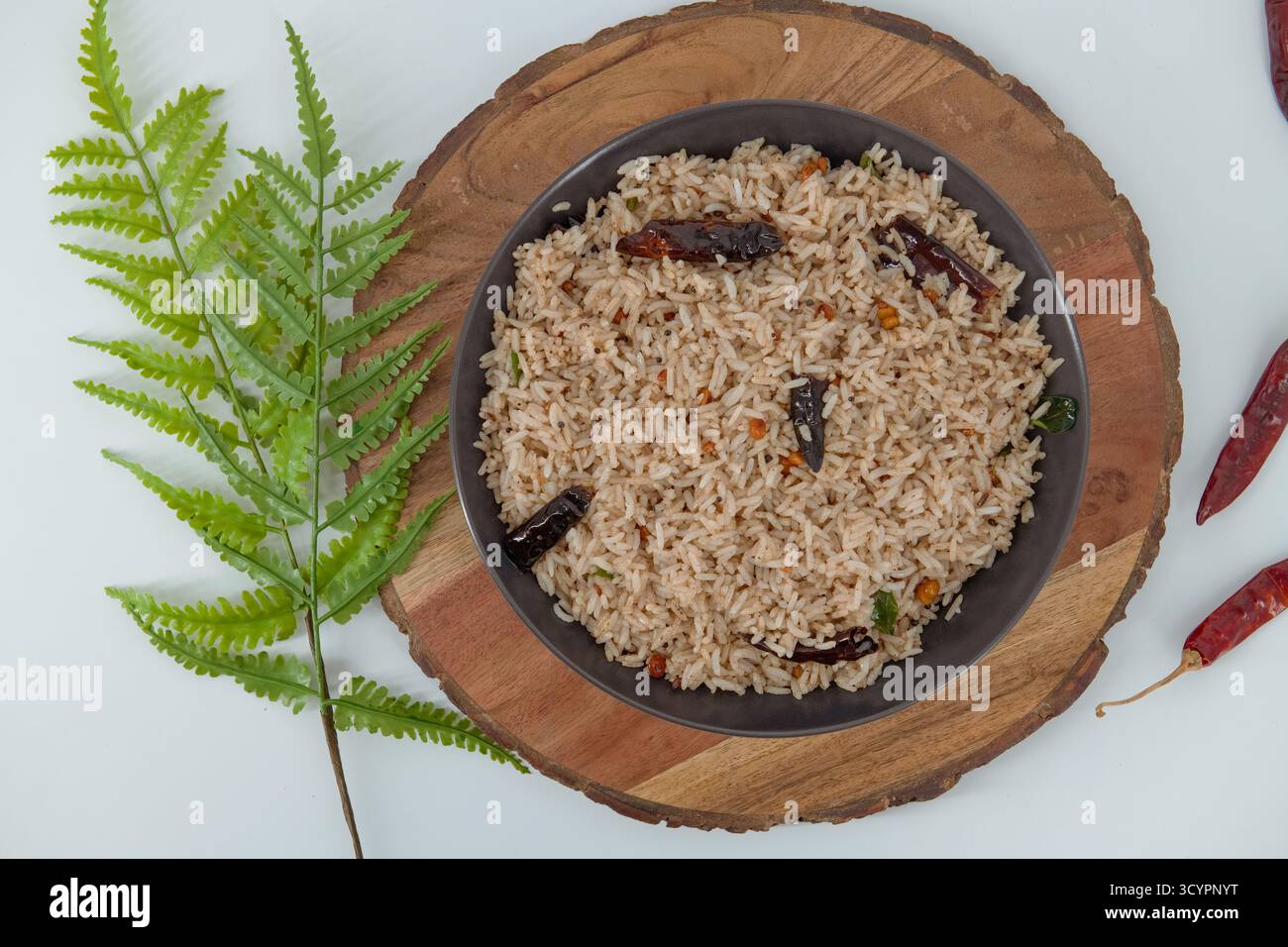 Tamarind Rice/ Puliyodharai / Puliyogare - Tangy and spicy South Indian ...