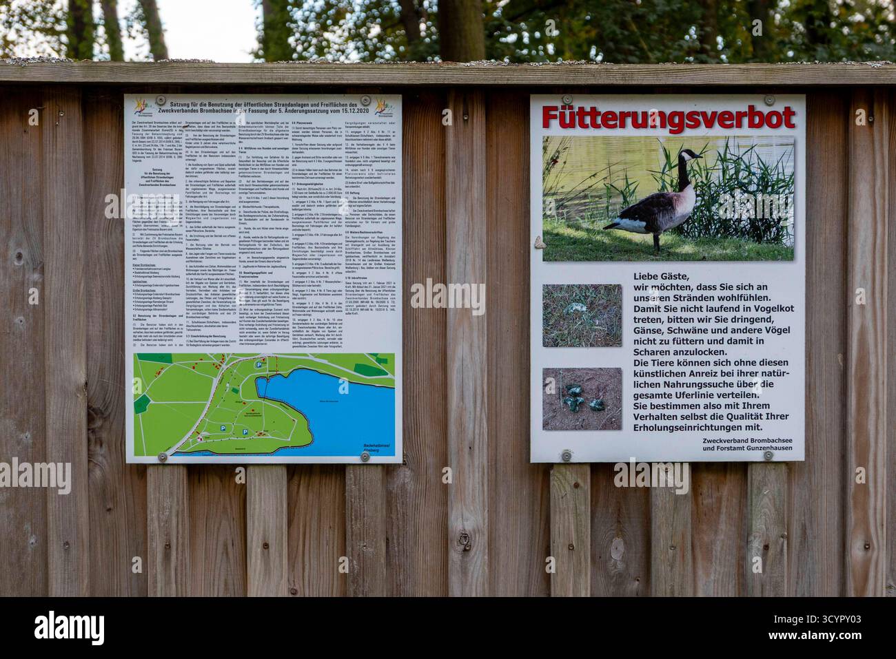 Badehalbinsel Absberg , kleiner Brombachsee im Herbst, Fütterverbot für ...