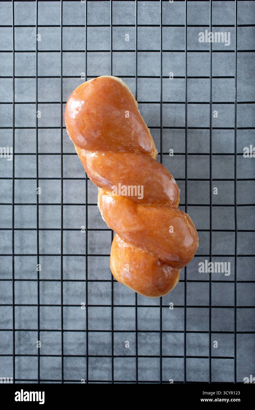 Flat chocolate glazed donut hi-res stock photography and images - Alamy