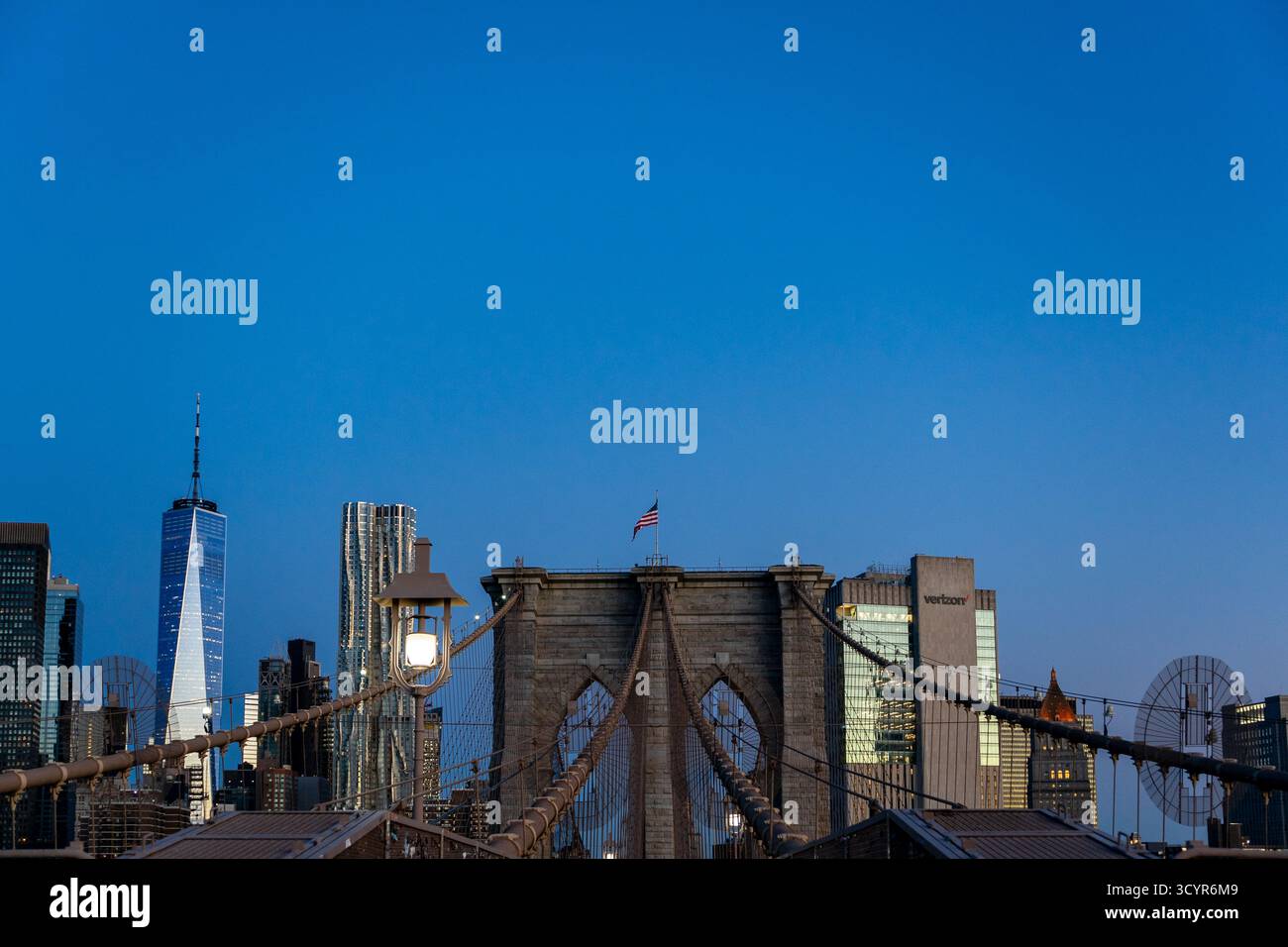 Brooklyn bridges historic stone hi-res stock photography and images - Alamy