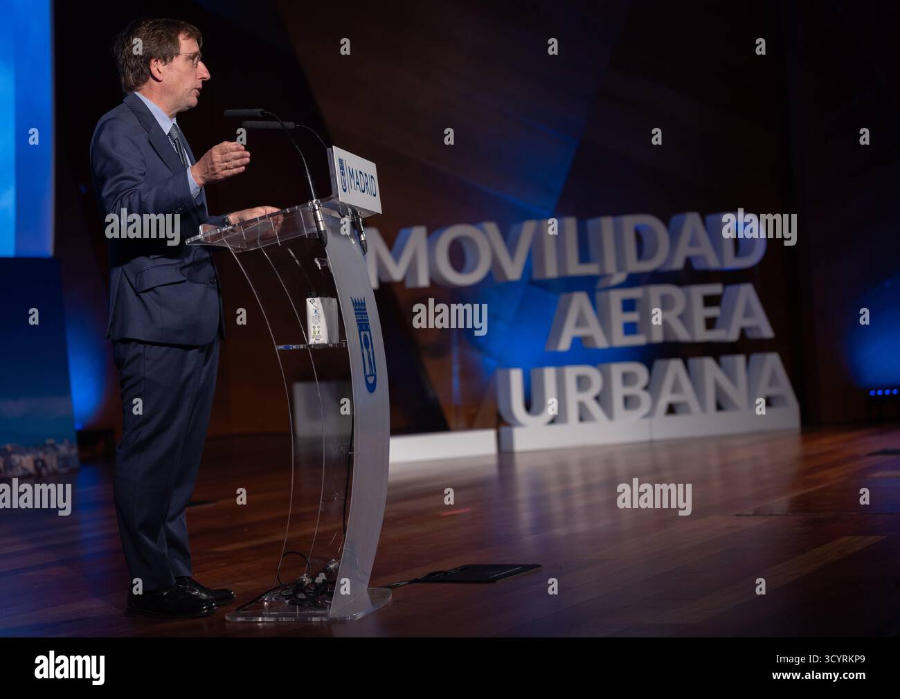 The Mayor of Madrid, José Luis Martínez Almeida, inaugurates the I ...