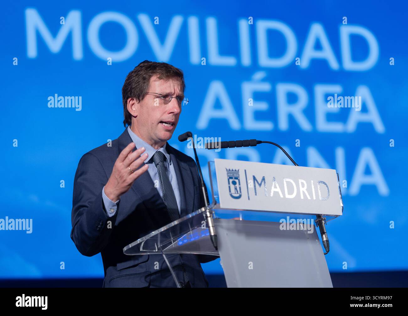 The Mayor of Madrid, José Luis Martínez Almeida, inaugurates the I ...