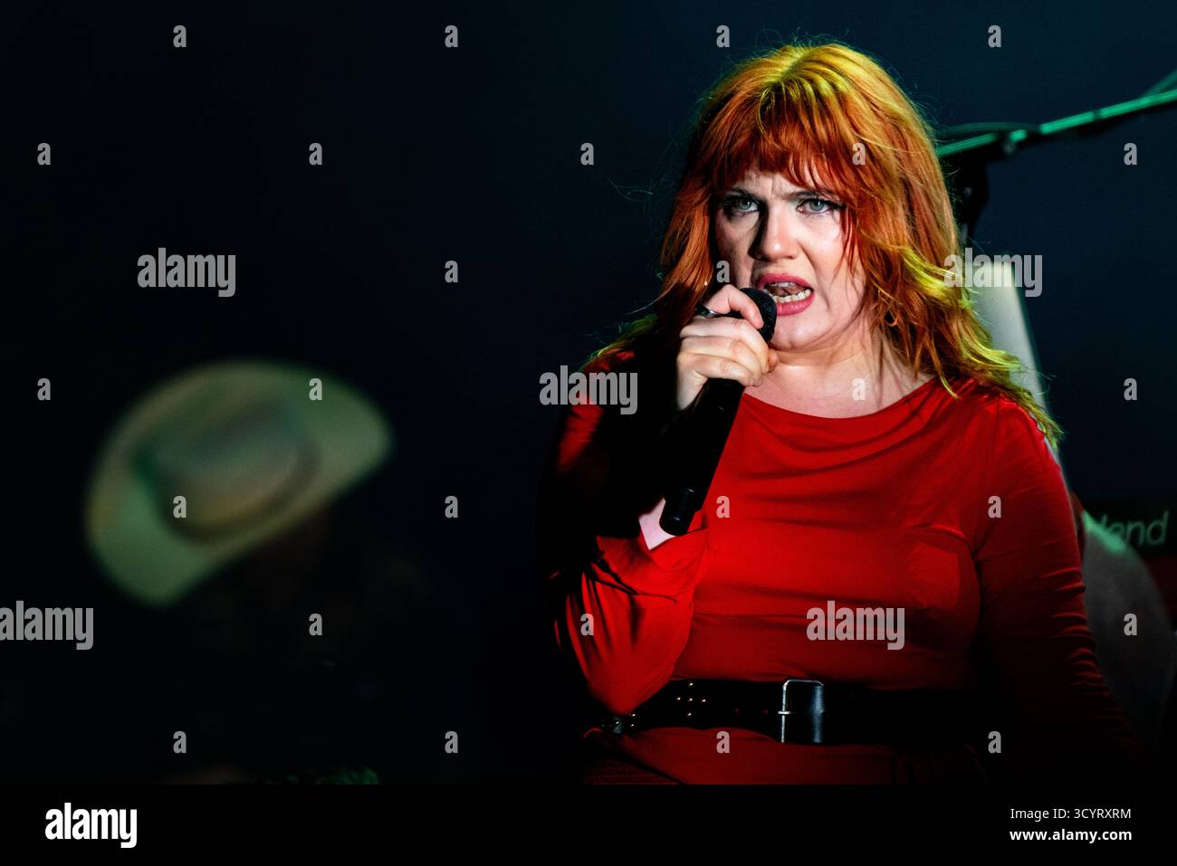 CMAT, CONCERT, 2025: Irish singer CMAT – Ciara Mary-Alice Thompson ...