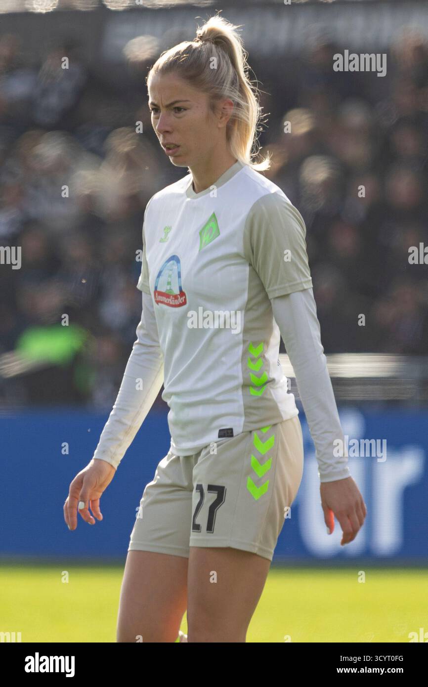 Frankfurt, Deutschland. 19th Oct, 2025. Sharon Beck (SV Werder Bremen ...