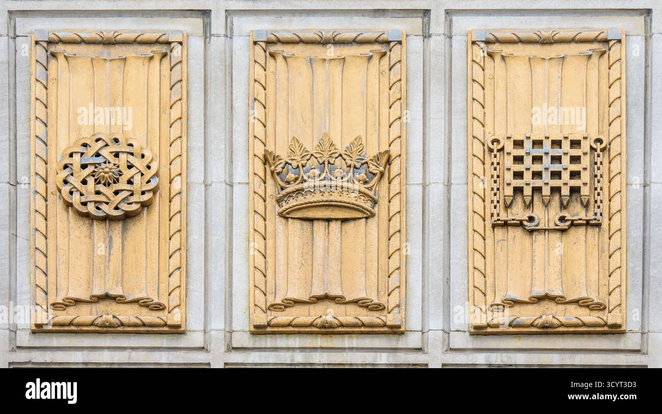 London, UK. Duchess Theatre (1929) Catherine Street. Facade detail of ...