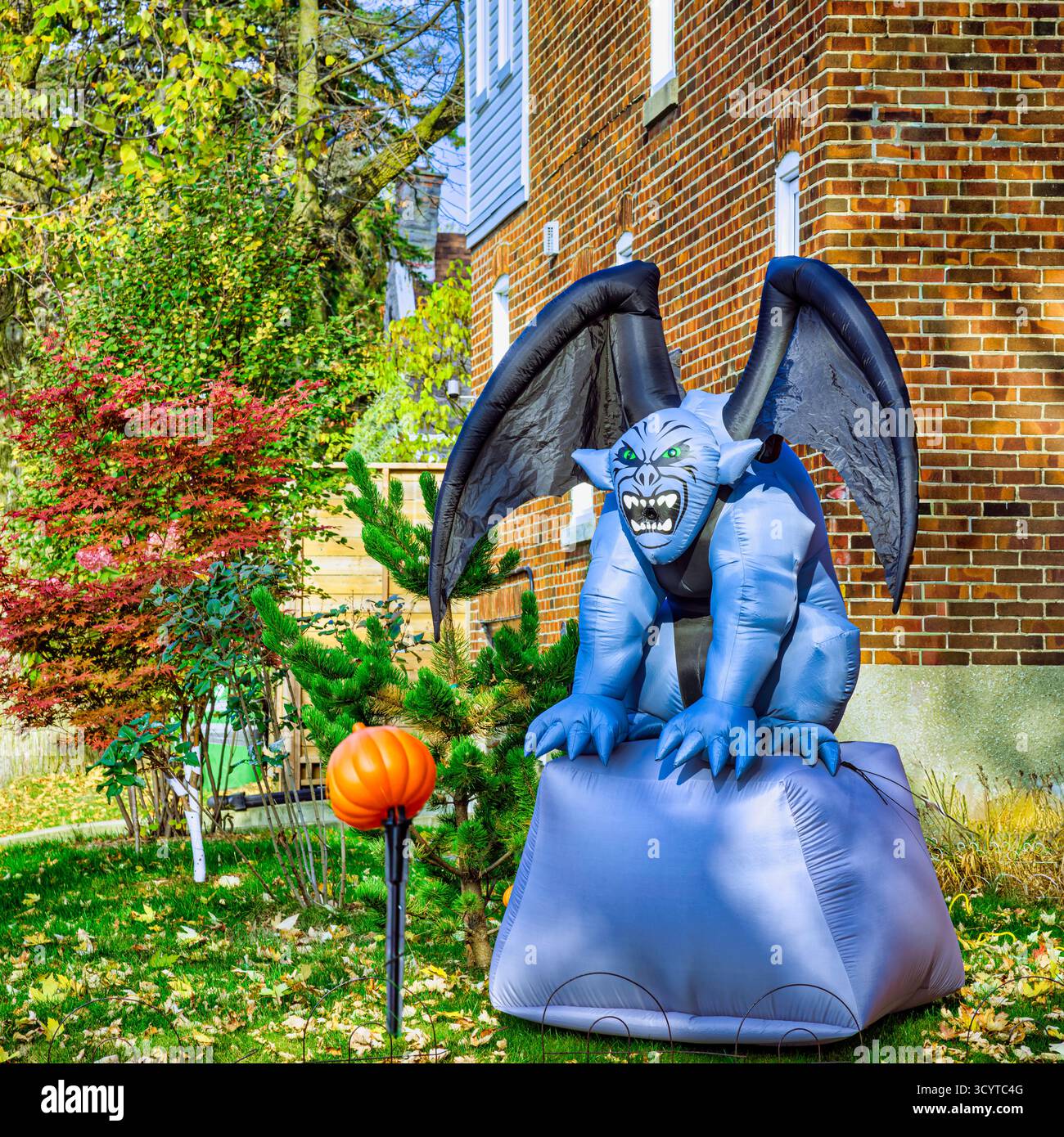 Ghosts pumpkins minions halloween 2025 hi-res stock photography and ...