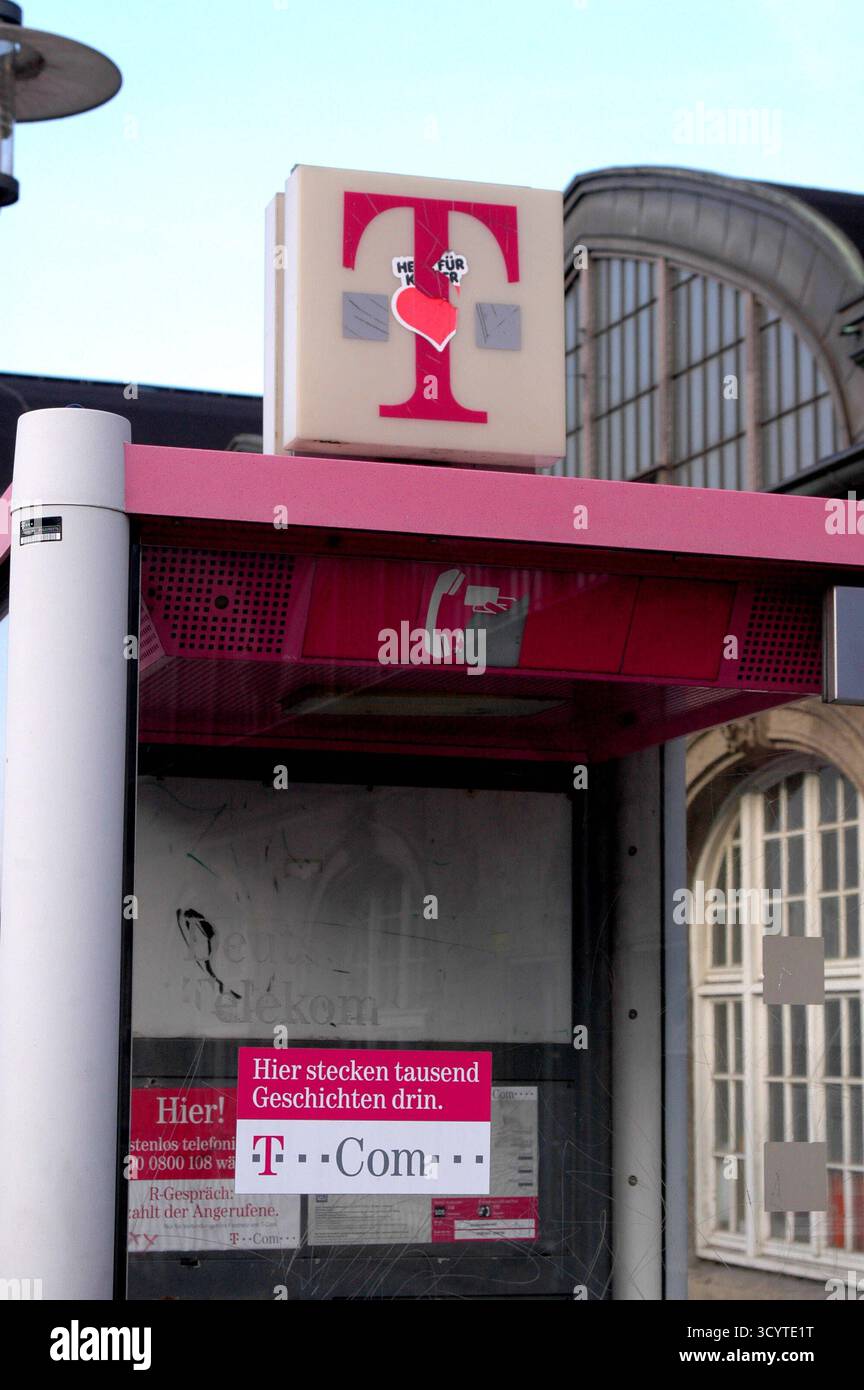 T-German telecom store in Hamburg Germany March 8,2006 Stock Photo - Alamy