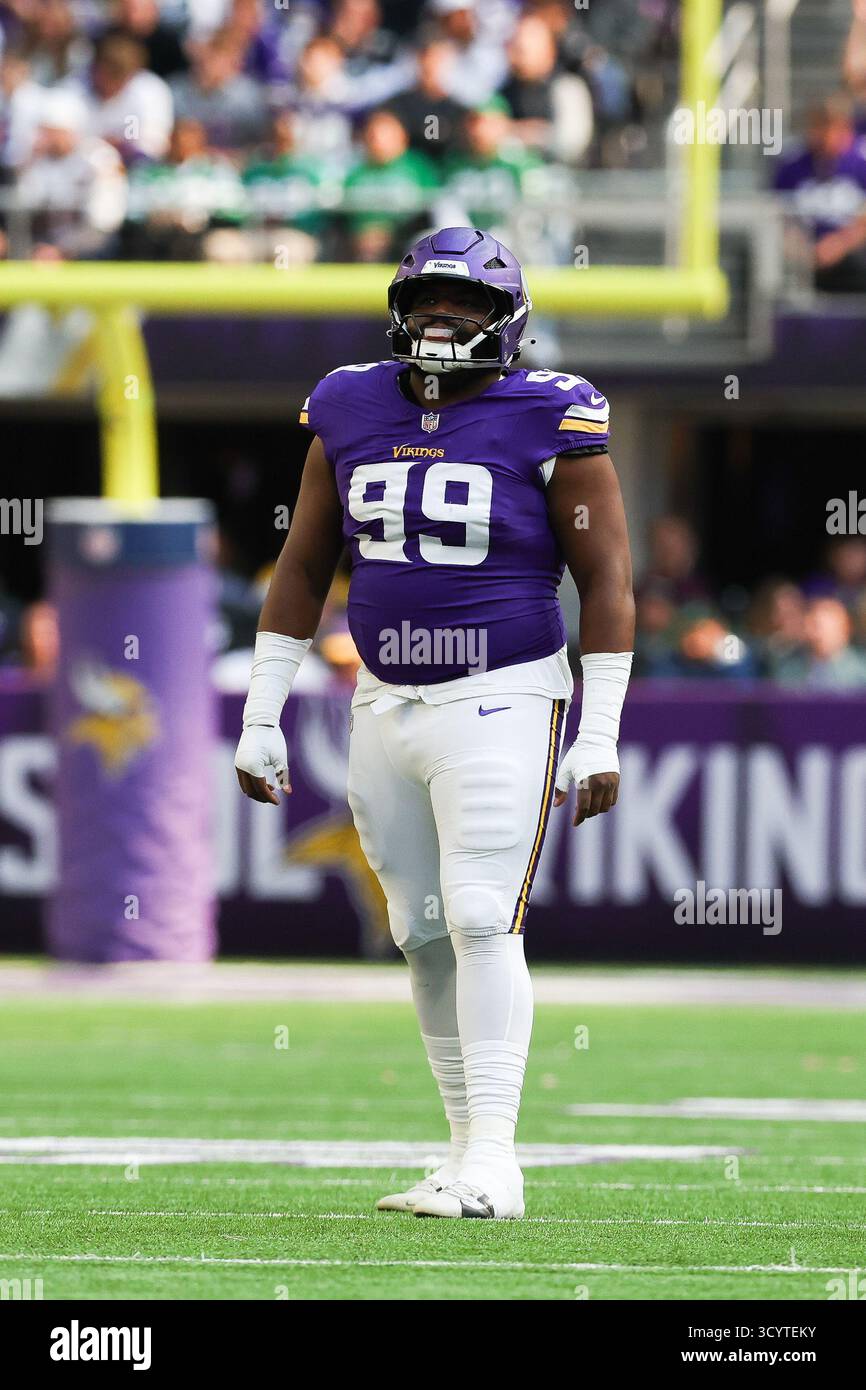 Minnesota Vikings defensive end Elijah Williams (99) stands on the ...