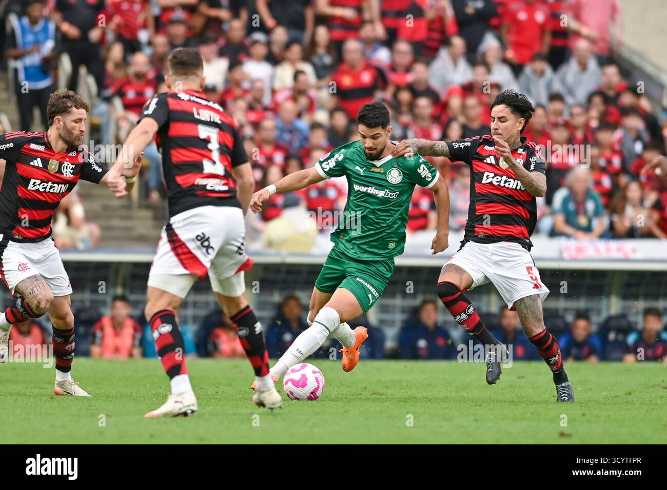 Palmeiras flamengo 2025 maracana hi-res stock photography and images ...