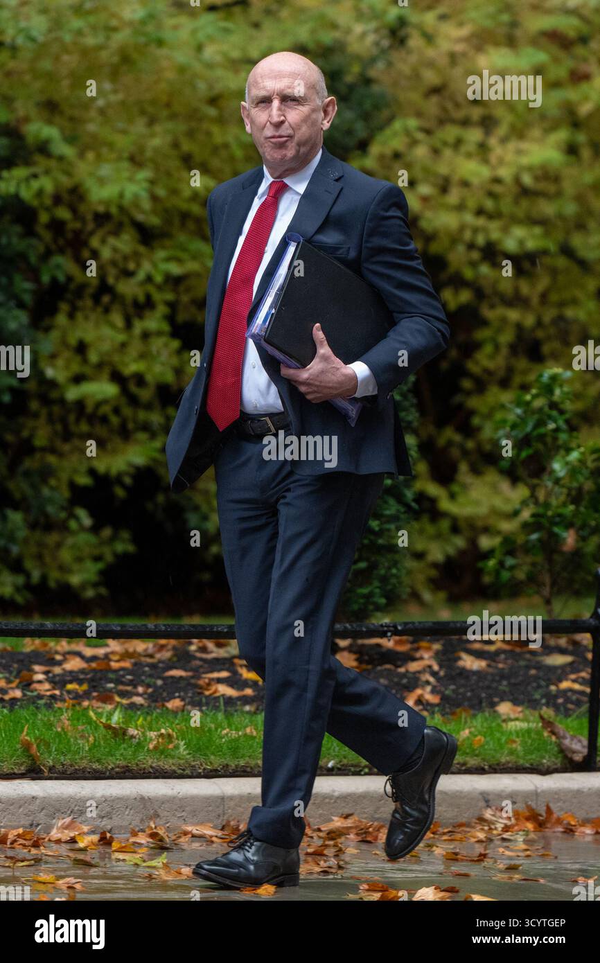 Defence secretary john healey hi-res stock photography and images - Alamy