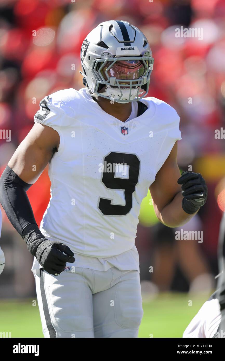 Las Vegas Raiders defensive end Tyree Wilson comes onto the field ...