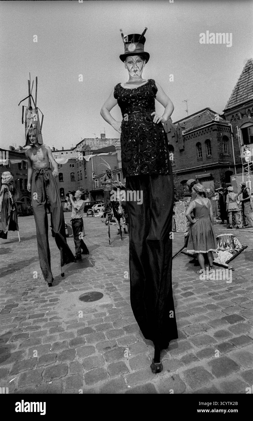 Wise Fool Puppet Deutschland, Berlin, 1.8.1992, Wise Fool Puppet ...