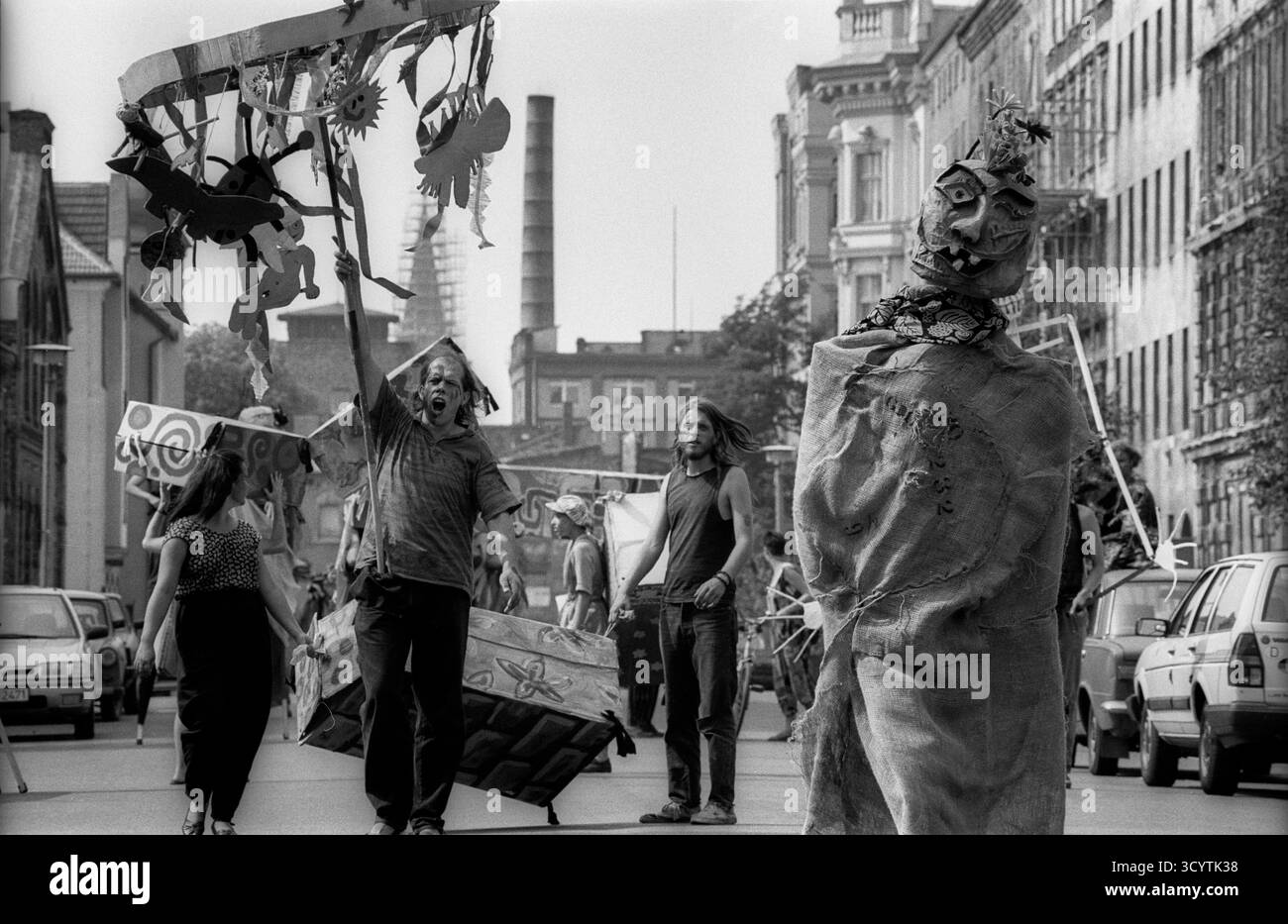 Wise Fool Puppet Deutschland, Berlin, 1.8.1992, Wise Fool Puppet ...