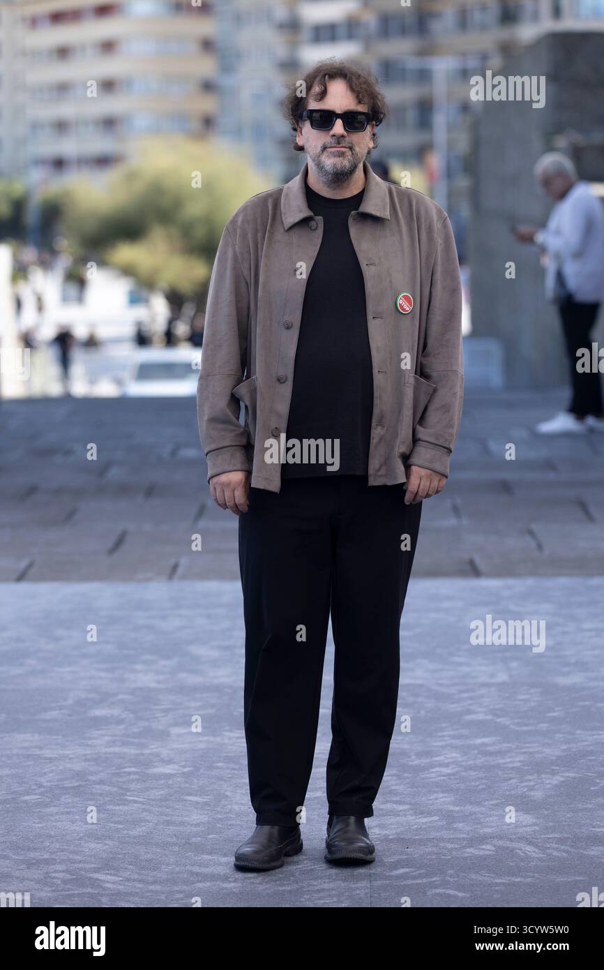 Isaki Lacuesta attends the 'Flores Para Antonio' Photocall during 73st ...