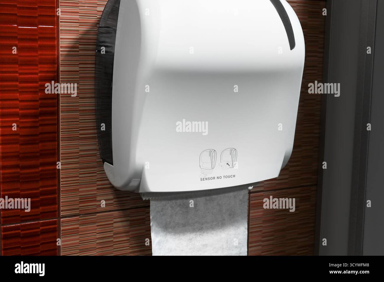 Automatic touchless towel dispenser hi-res stock photography and images ...