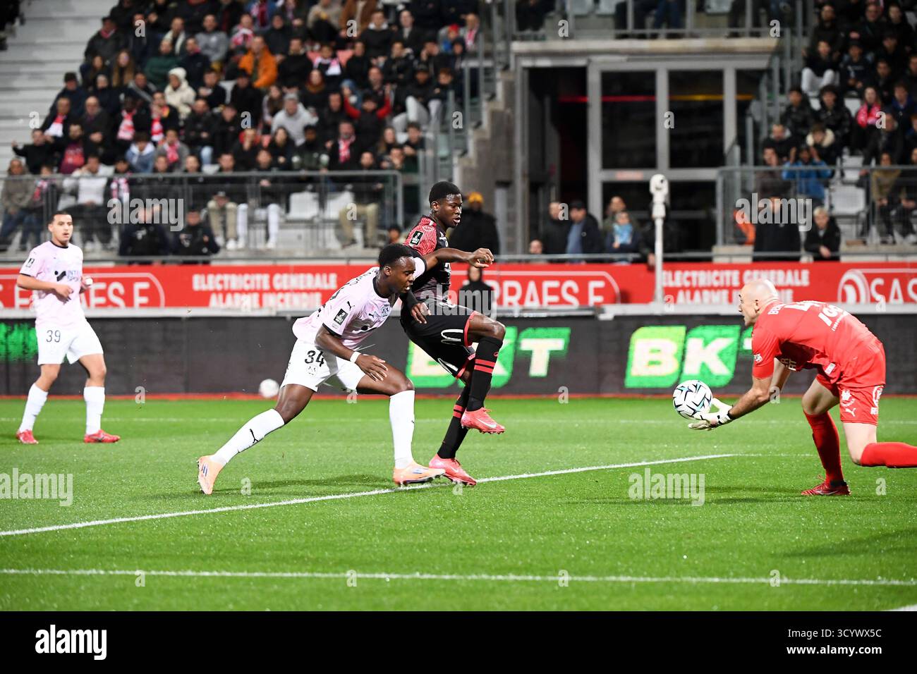 34 Siaka BAKAYOKO (asc) - 29 Patrick OUOTRO (asnl) during the Ligue 2 BKT match between Nancy ...