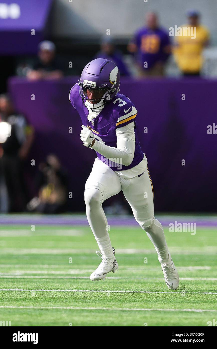 Minnesota Vikings wide receiver Jordan Addison (3) runs a route against ...
