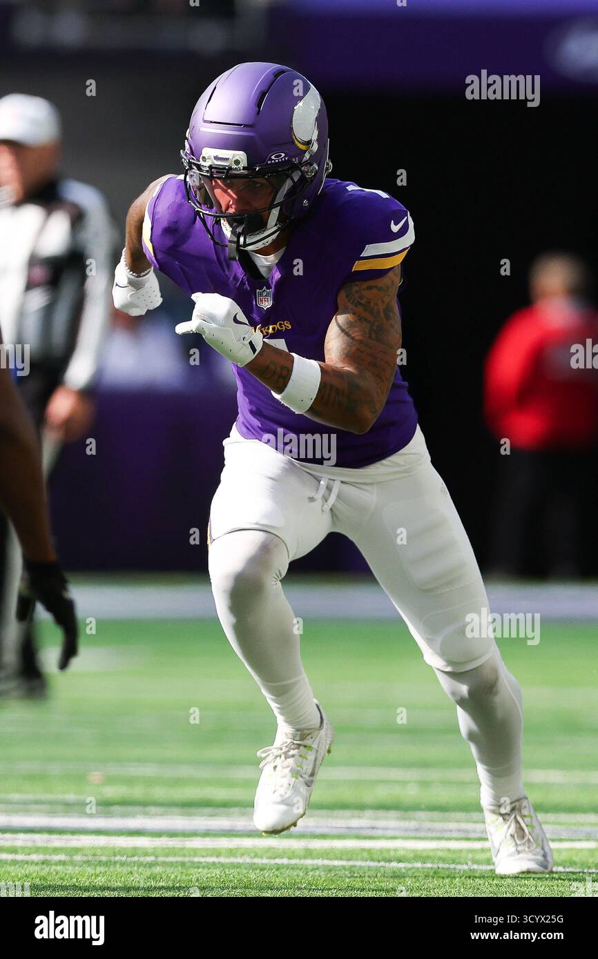 Minnesota Vikings wide receiver Jalen Nailor (1) runs a route during ...