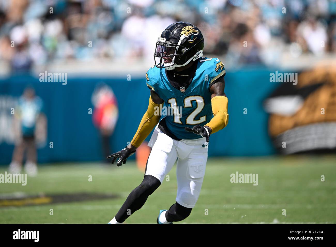 Jacksonville Jaguars wide receiver Travis Hunter (12) follows a play ...