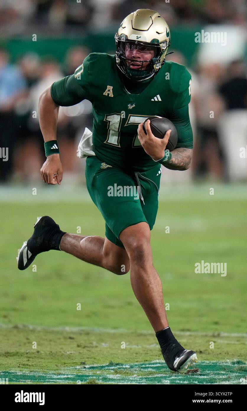 South Florida quarterback Byrum Brown against Florida Atlantic during ...