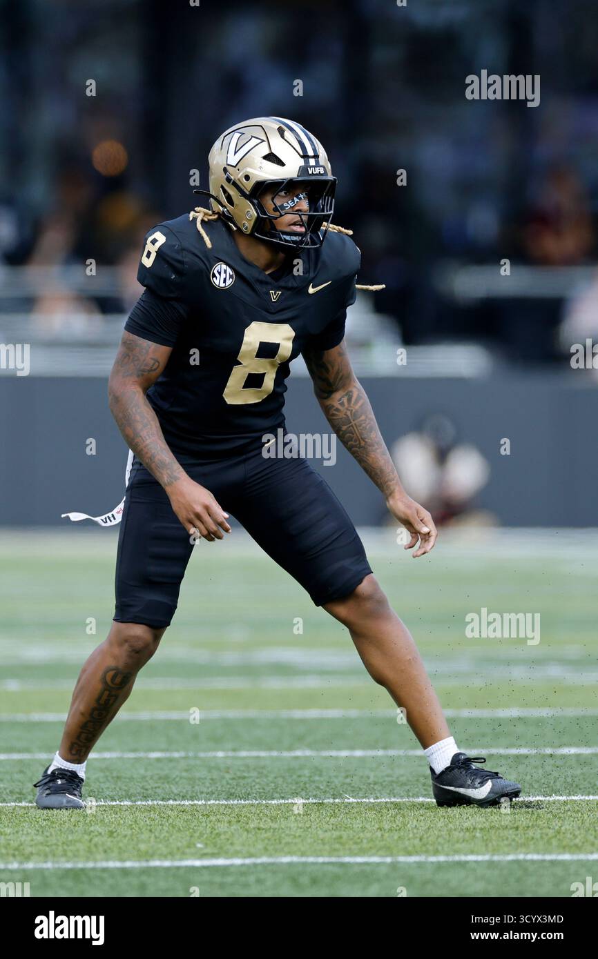 NASHVILLE, TN - OCTOBER 18: CJ Heard #8 of the Vanderbilt Commodores ...