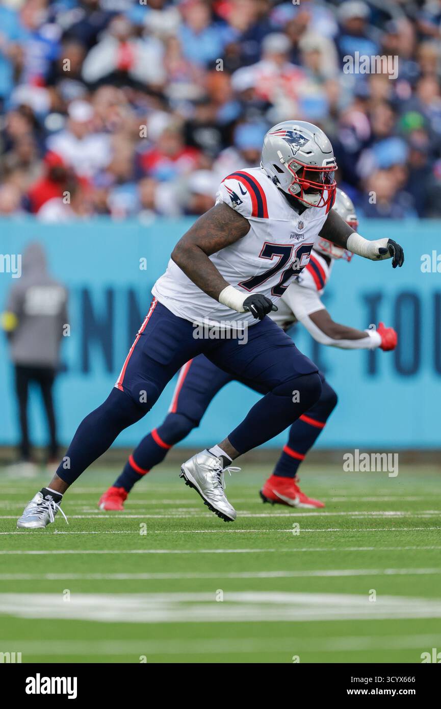 New England Patriots offensive tackle Morgan Moses (76) blocks during ...