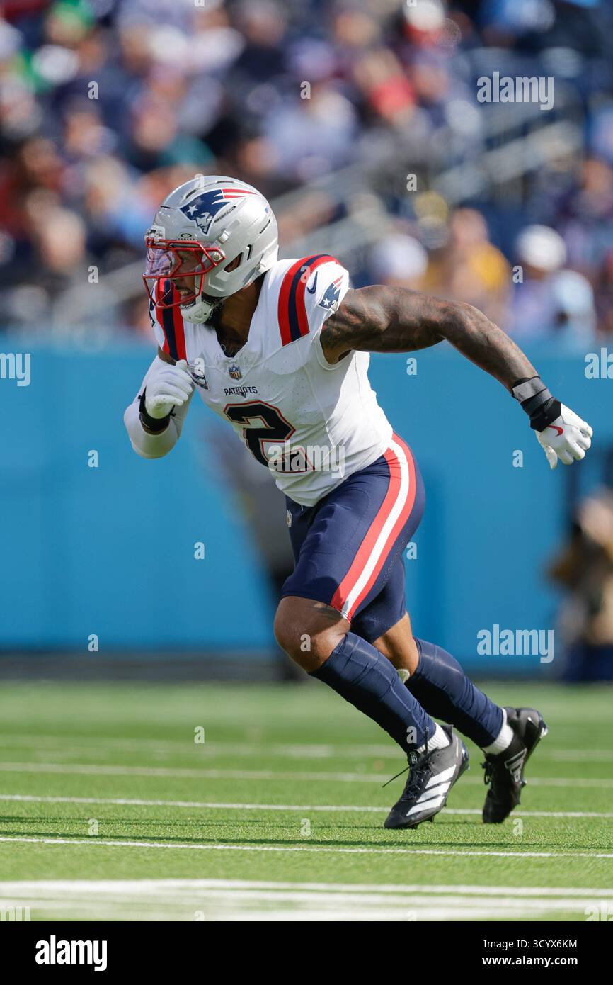 New England Patriots linebacker Harold Landry III (2) defends during ...