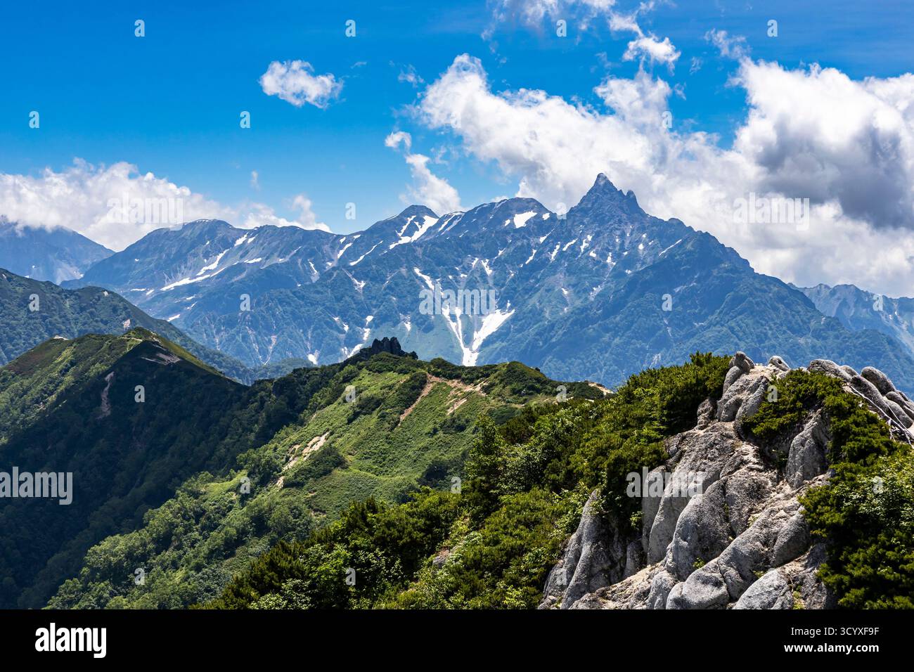 Tsubakuro-dake(Mount Tsubakuro) trekking, view of Mt. Yarigatake and ...