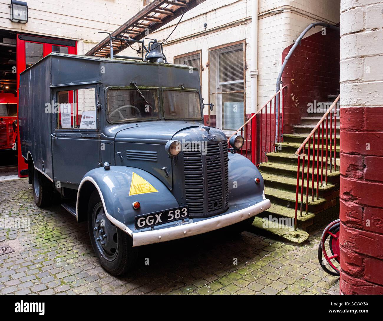 Fire engine scotland hi-res stock photography and images - Alamy