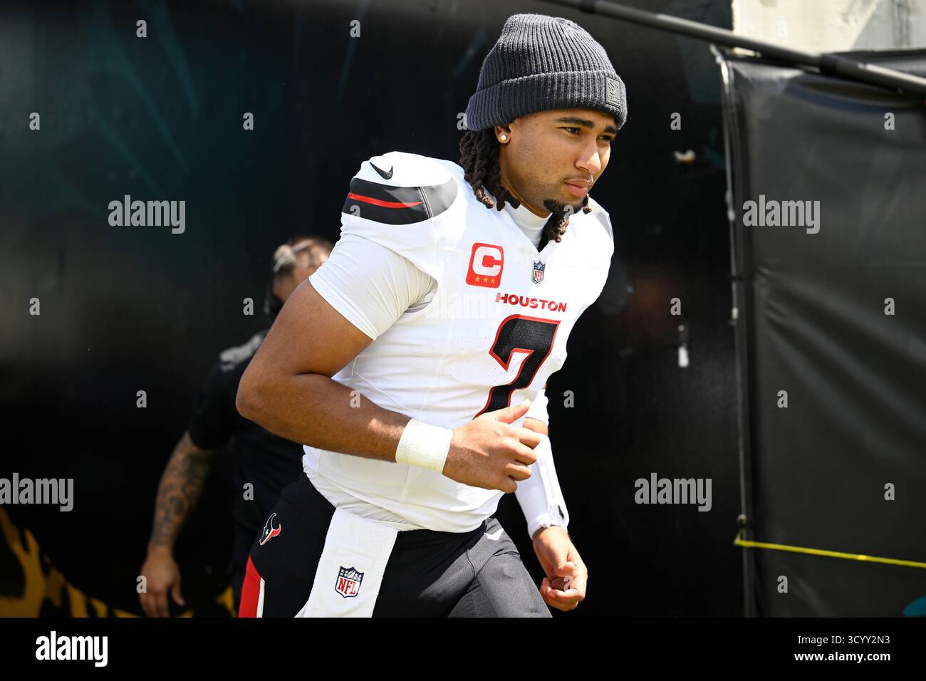 Houston Texans quarterback CJ. Stroud (7) heads to the field before an ...