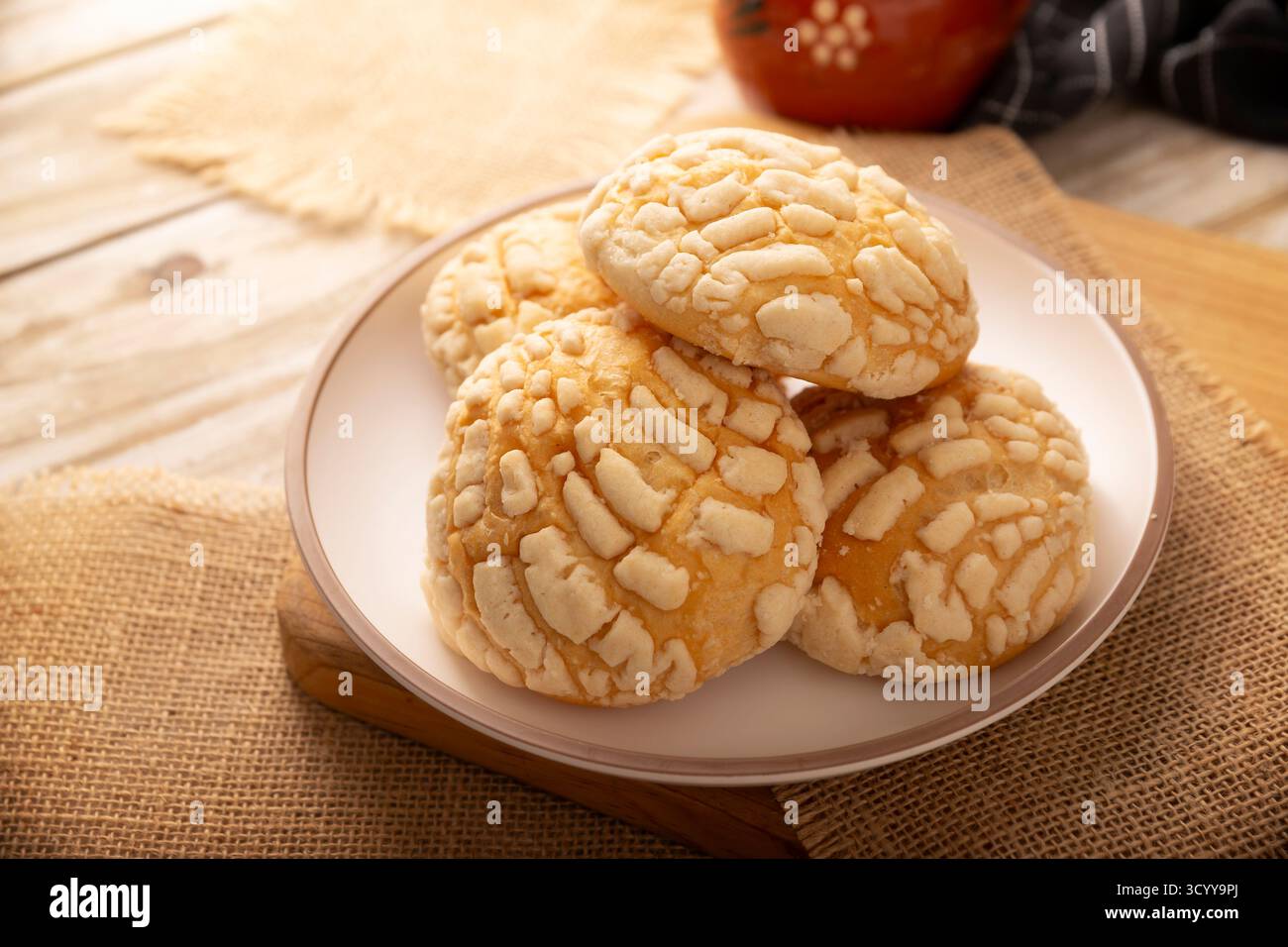 Conchas bread. Mexican sweet bread with seashell shape, Usually eaten ...