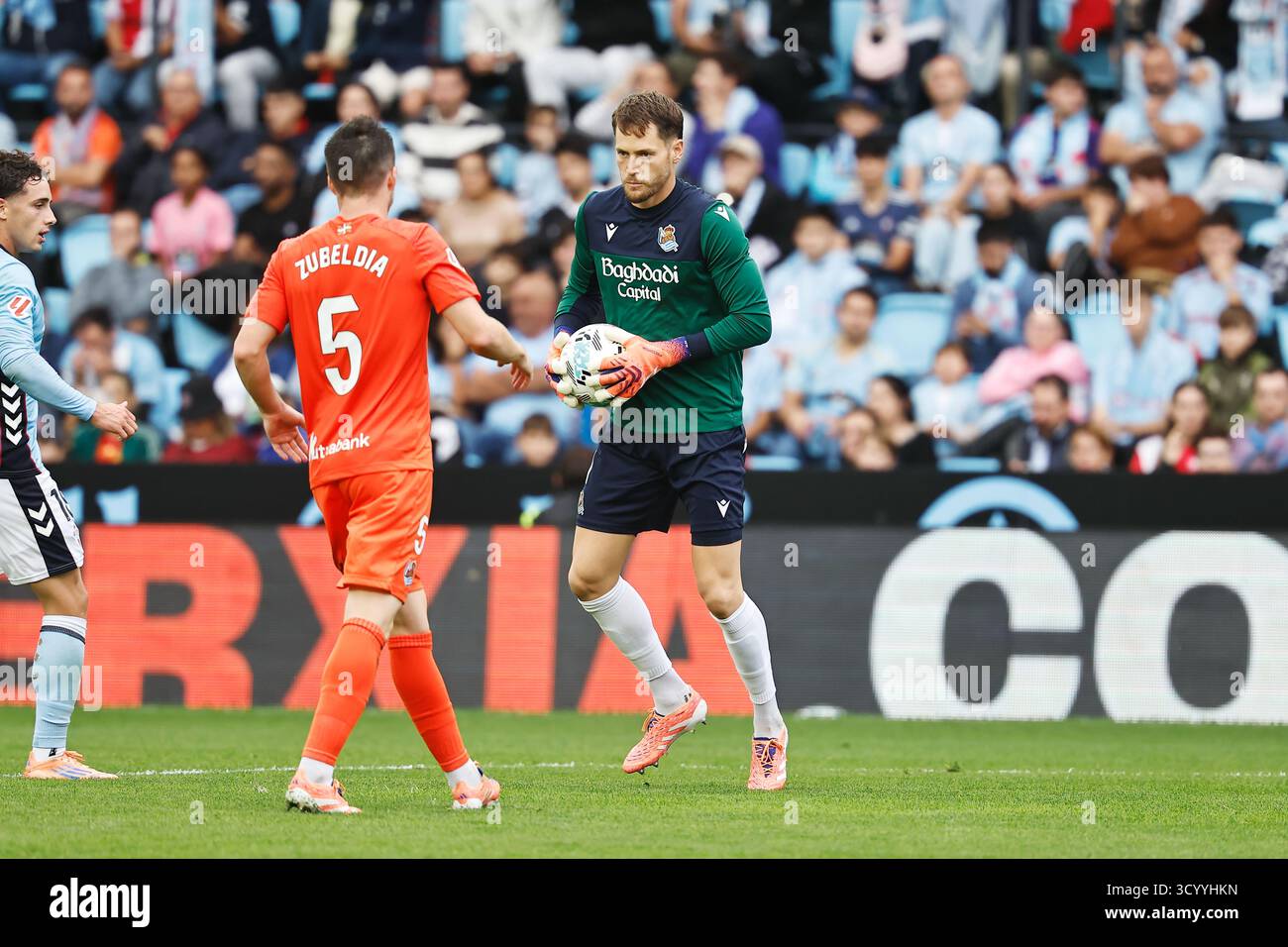 Vigo, Spain. 19th Oct, 2025. Alex Remiro (Sociedad) Football/Soccer ...