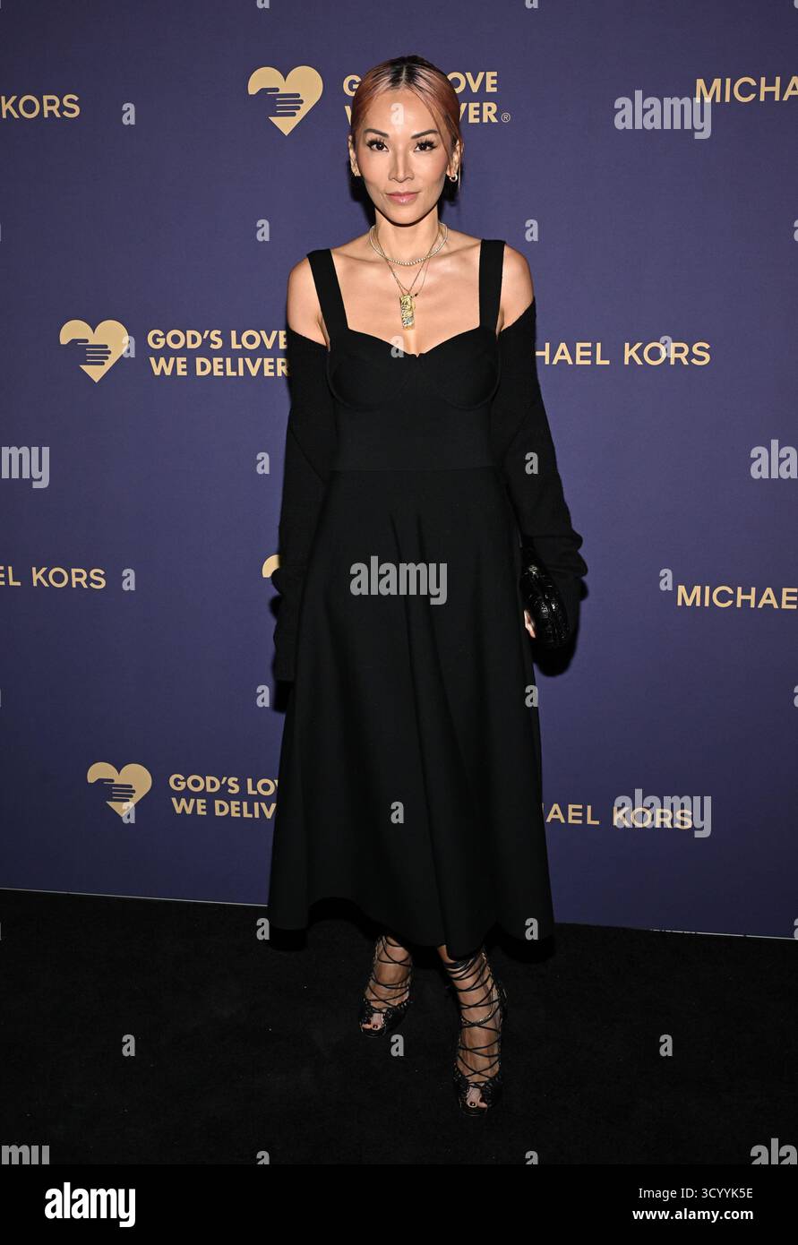 Tina Leung attends the God's Love We Deliver Golden Heart Awards at The ...