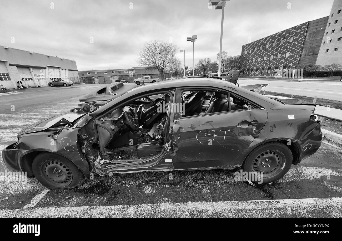 Chicago, USA - November 11, 2024: 2008 Pontiac G6 crashed in car ...
