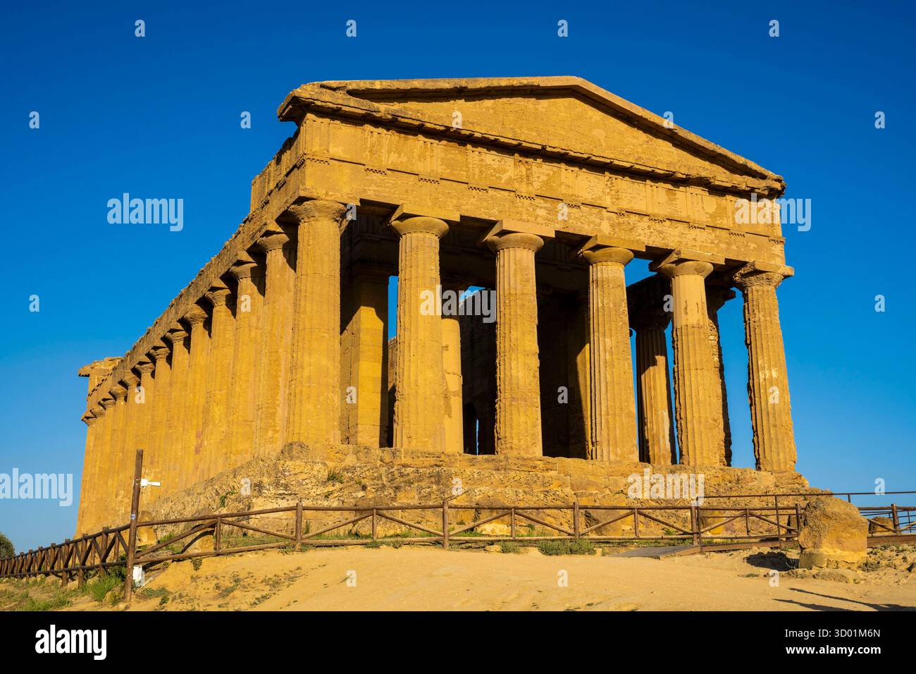 Italy, Sicily, Agrigento, UNESCO World Heritage Site, Valley of the ...