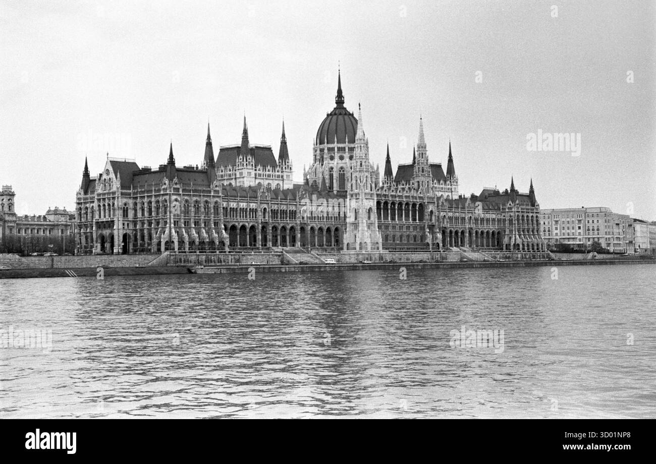 Ungarn, Budapest, 10.04.1996 Archiv: 55-04-31 Budapest ist die ...