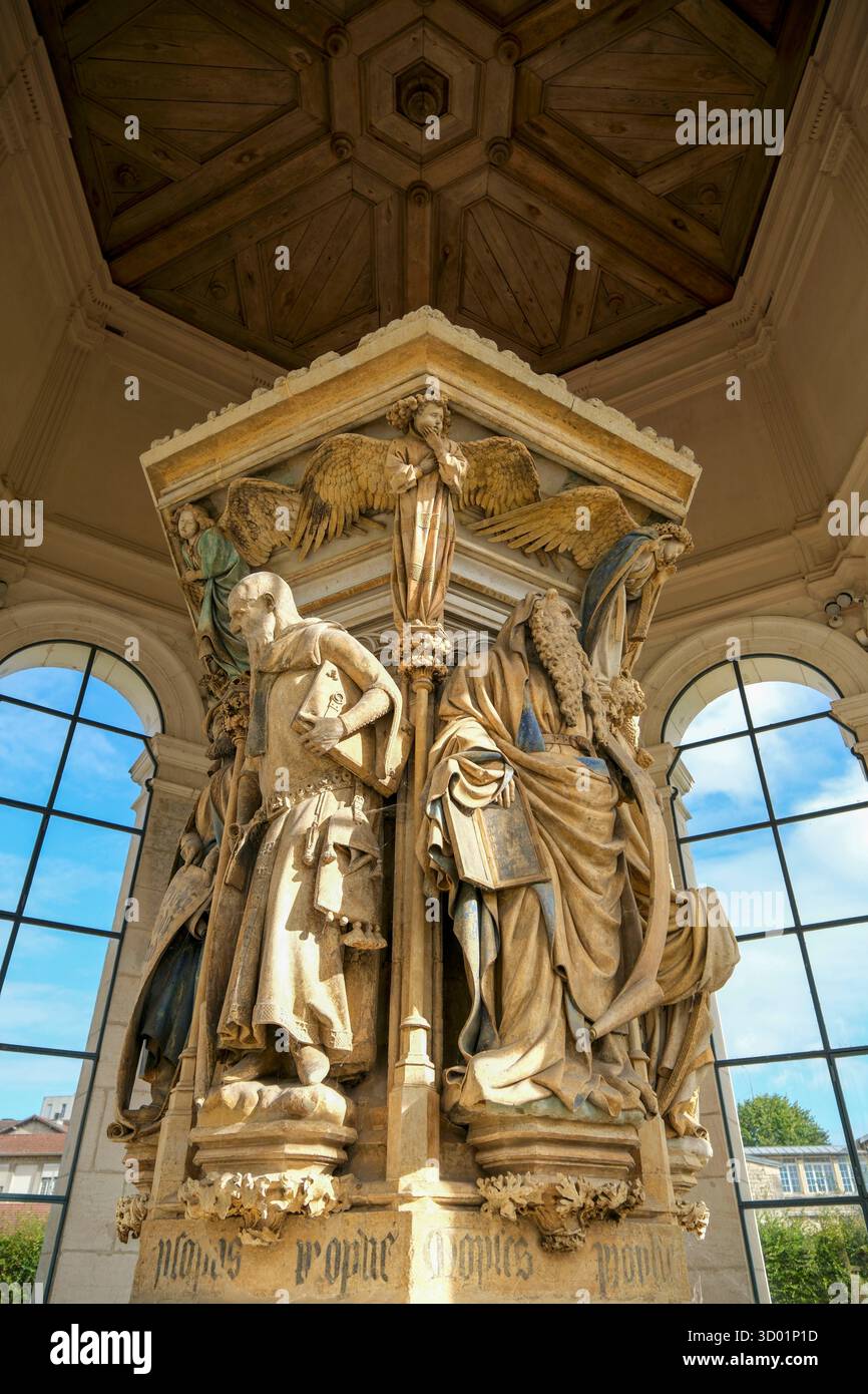 France, Cote d'Or, Dijon, Well of Moses, dating from the 15th century ...