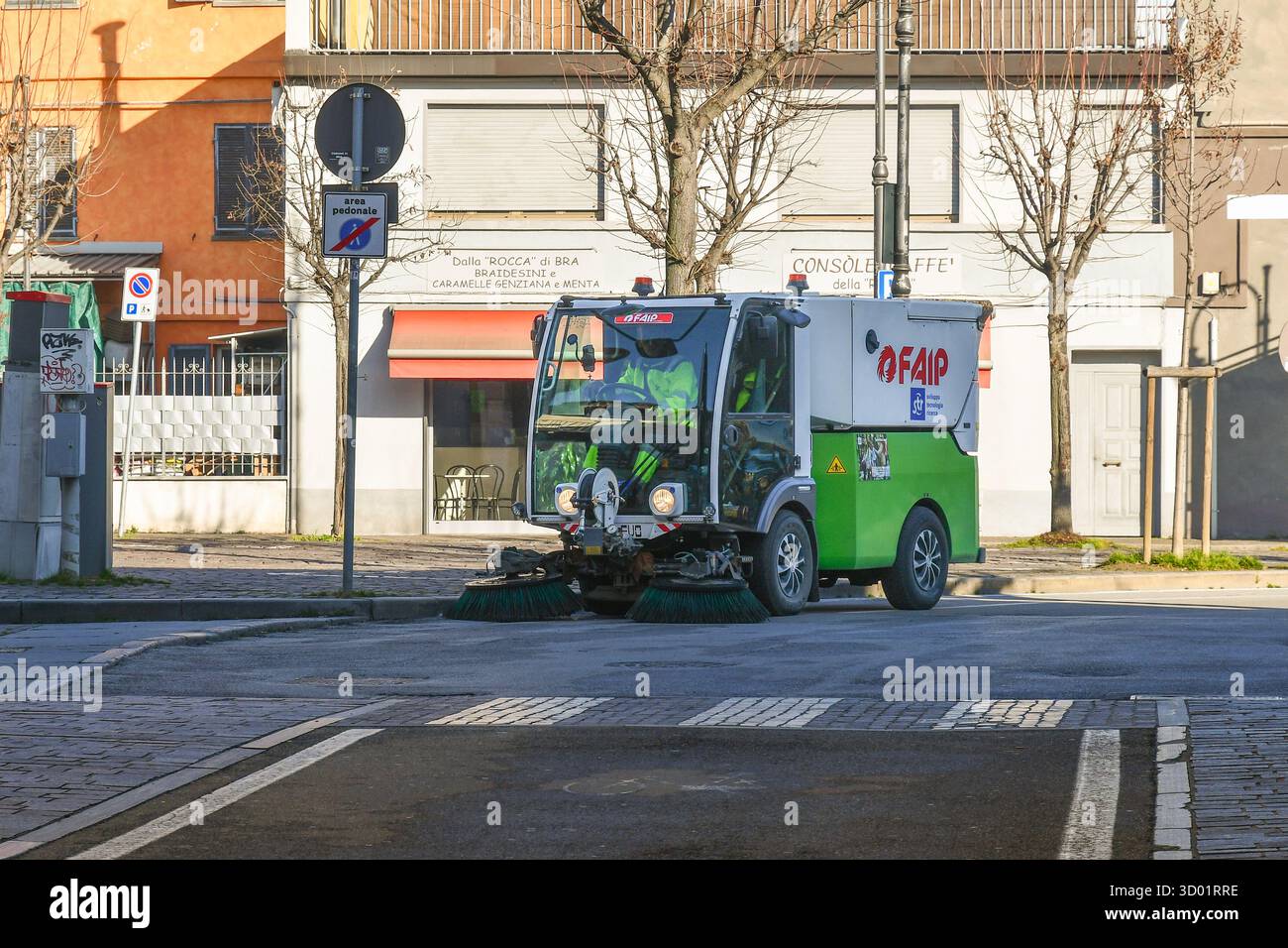 Regenerative air sweeper hi-res stock photography and images - Alamy