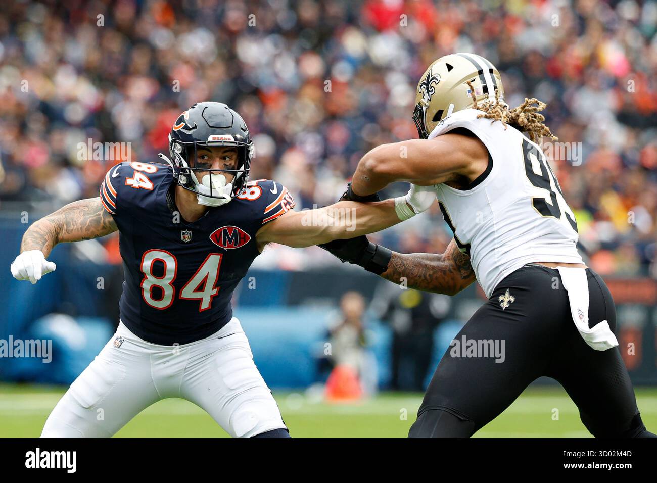 Chicago Bears tight end Colston Loveland (84) blocks against New Orleans Saints defensive end ...