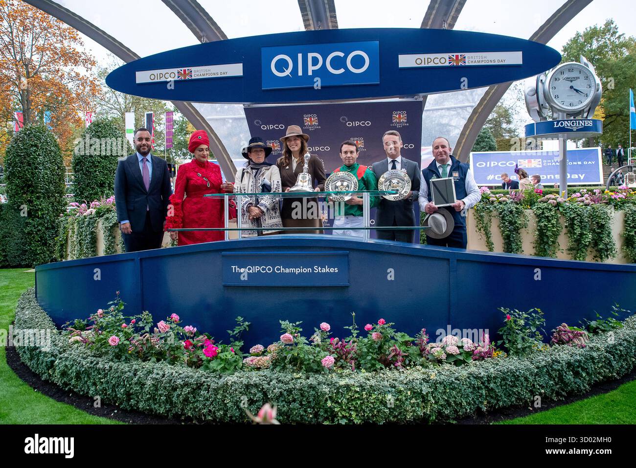 Ascot, Berkshire, UK. 18th October, 2025. Sheikha Amna bint Abdulaziz ...
