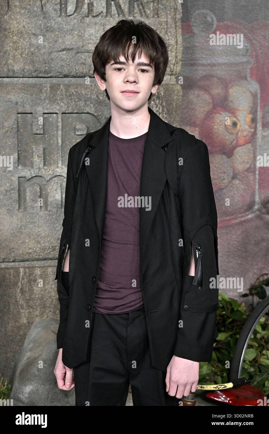 Miles Eckhart bei der Premiere der HBO-Serie It: Welcome to Derry auf ...