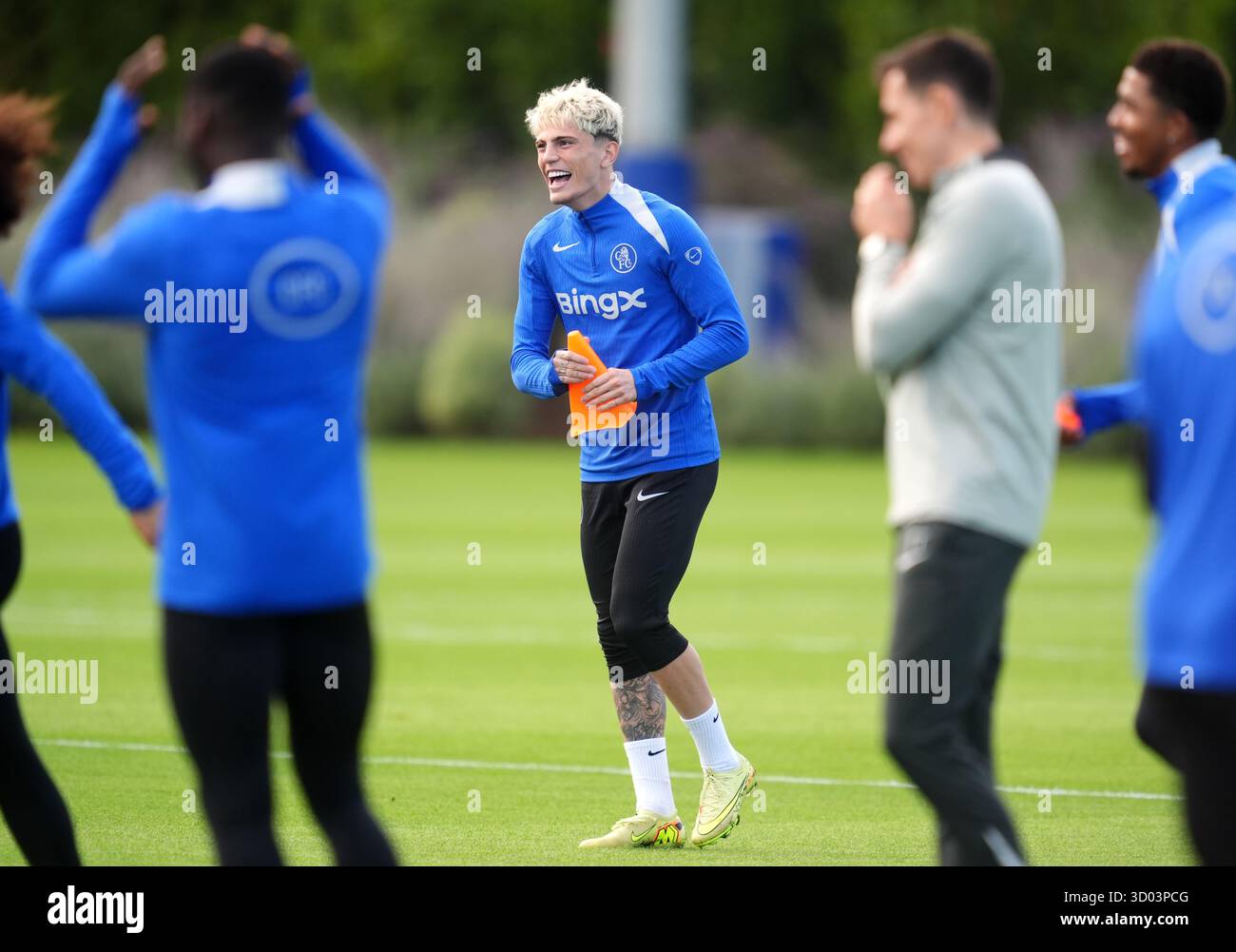 Chelsea's Alejandro Garnacho (centre) during a training session at ...