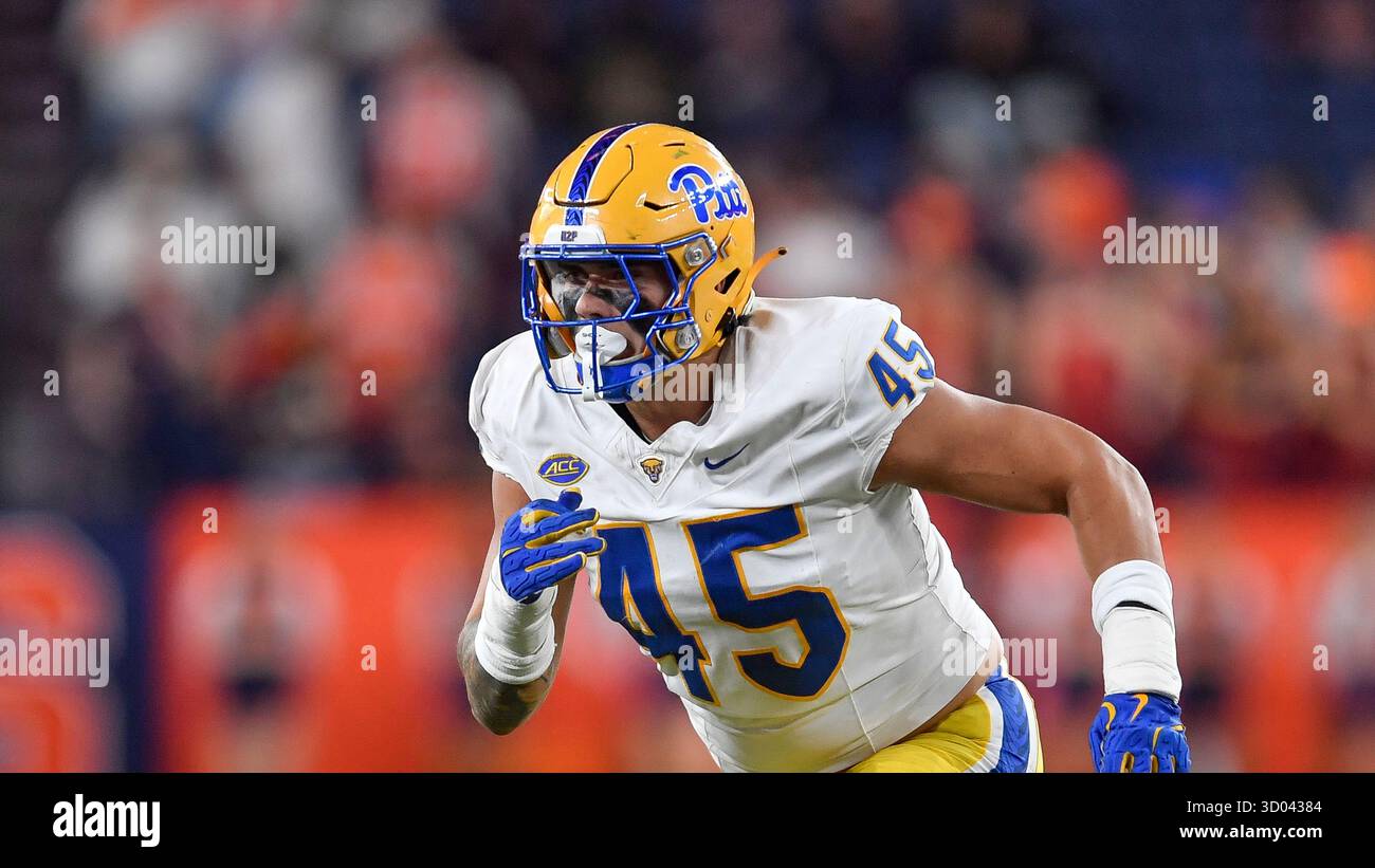 Pittsburgh defensive lineman Joey Zelinsky (45) runs on the field ...