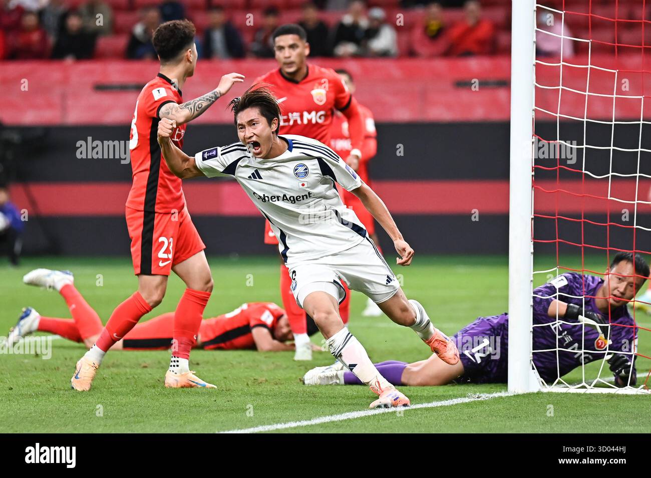 Shanghai, China PR. 21 October, 2025. Shota Fujio #9 of FC Machida ...